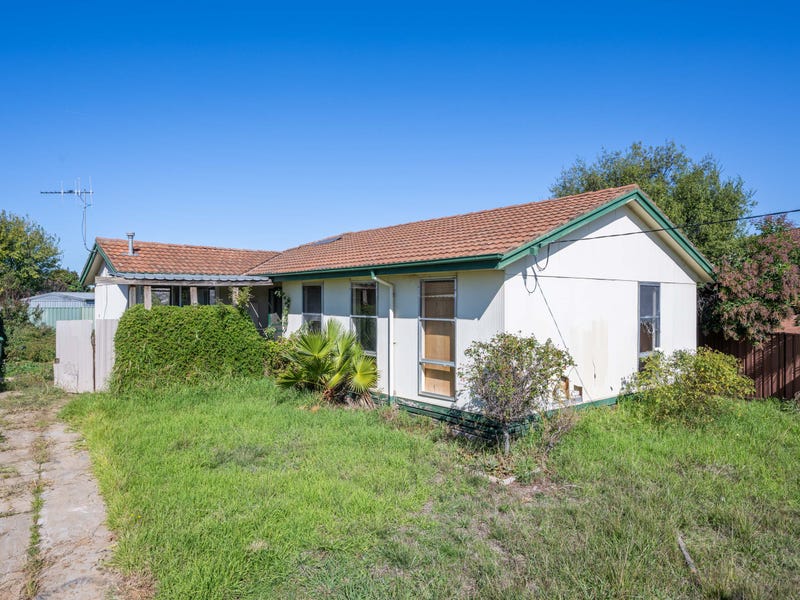 2 Surrey Court, Shepparton, Vic 3630 - Property Details