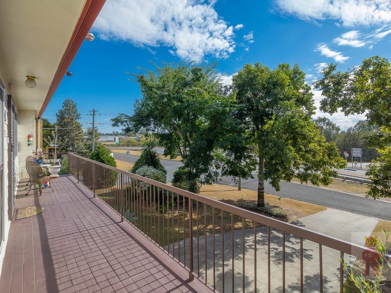 27 East Saunders Street, Flinders View, QLD 4305 - realestate.com.au