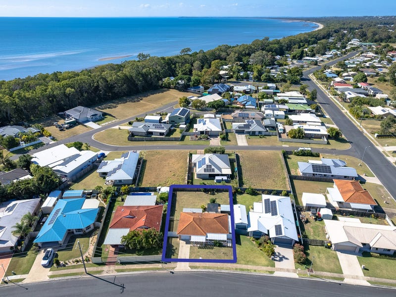 192 Kingfisher Parade, Toogoom, Qld 4655 - Property Details