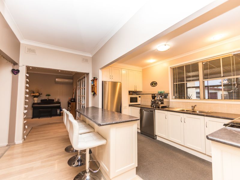 2/27 Ballyryan Road, Boorowa, NSW 2586 - realestate.com.au