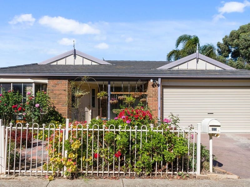 45 Breens Road, Cranbourne West, VIC 3977 - realestate.com.au