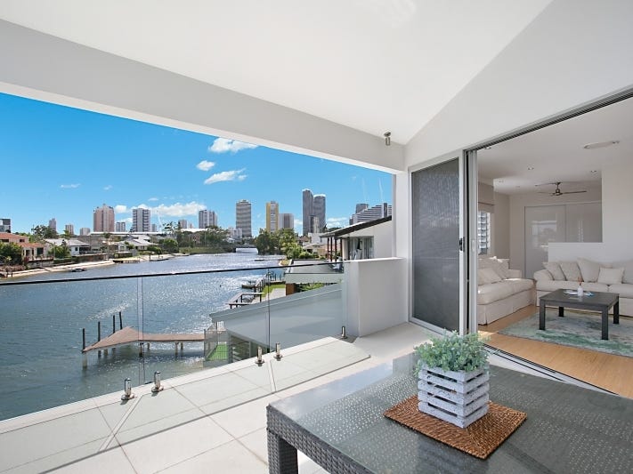 15 Coral Gables Key, Broadbeach Waters, QLD 4218 - realestate.com.au