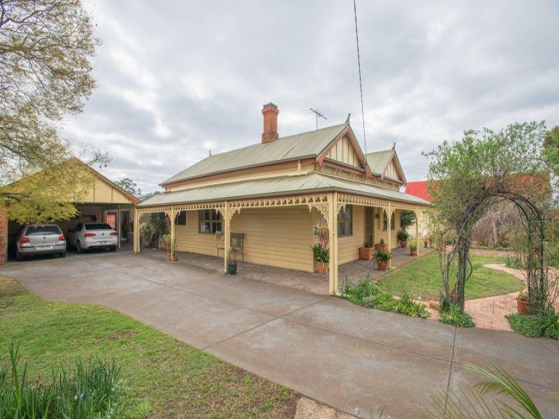 18 Taverner Street, Maddingley, VIC 3340 - realestate.com.au