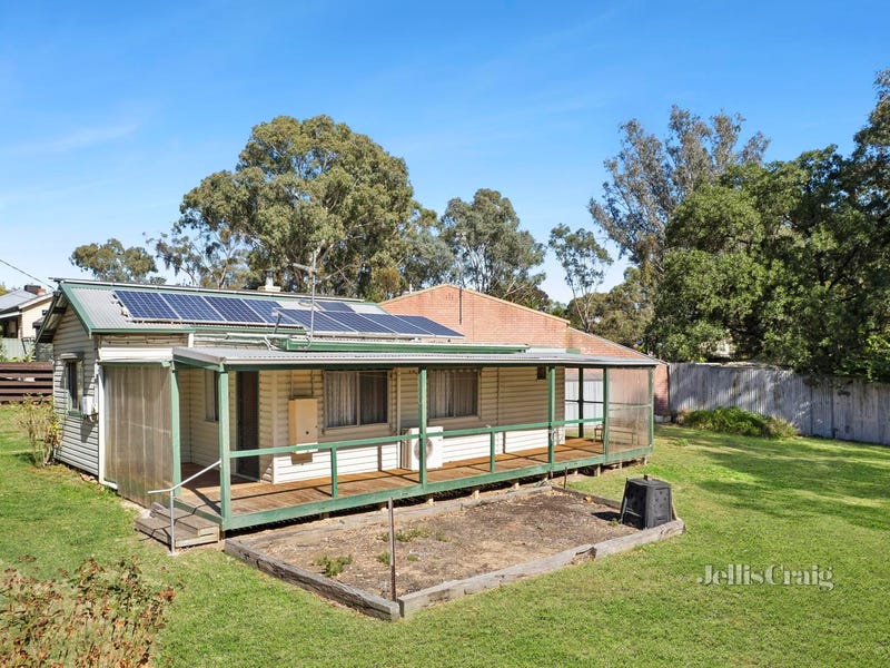 28 Station Street, Harcourt, Vic 3453 - Property Details