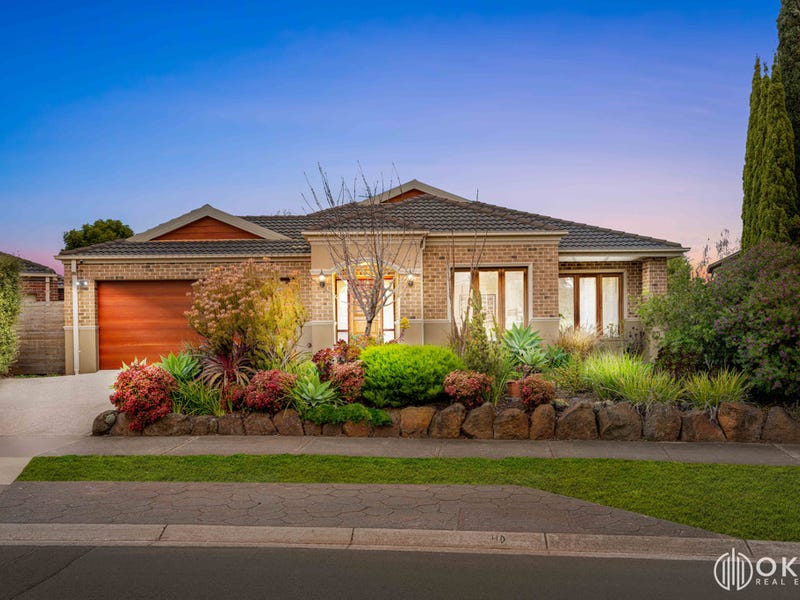 64 Thomas Carr Drive, Tarneit, Vic 3029 - Property Details