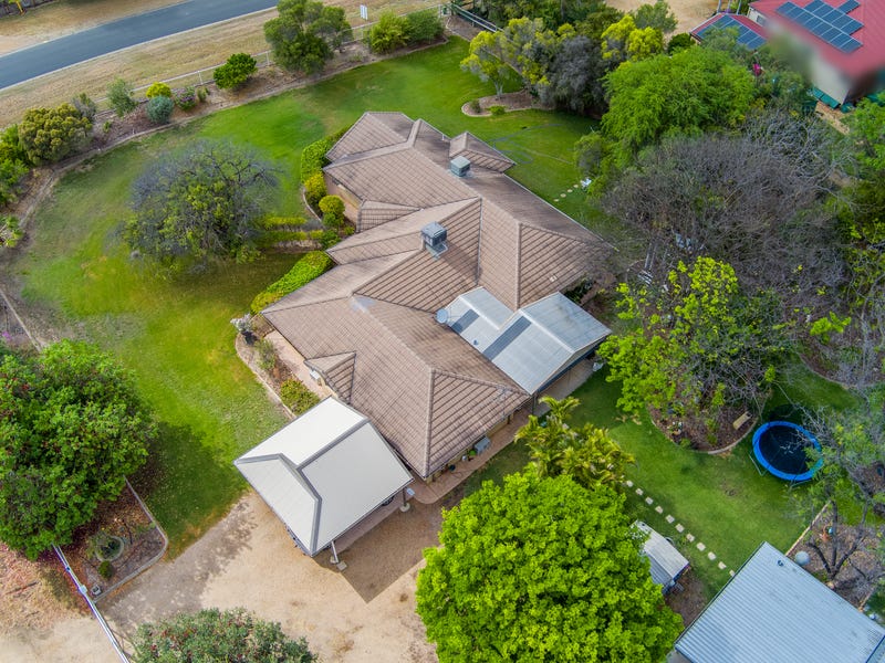 1 Peppertree Lane, Emerald, Qld 4720 - Property Details