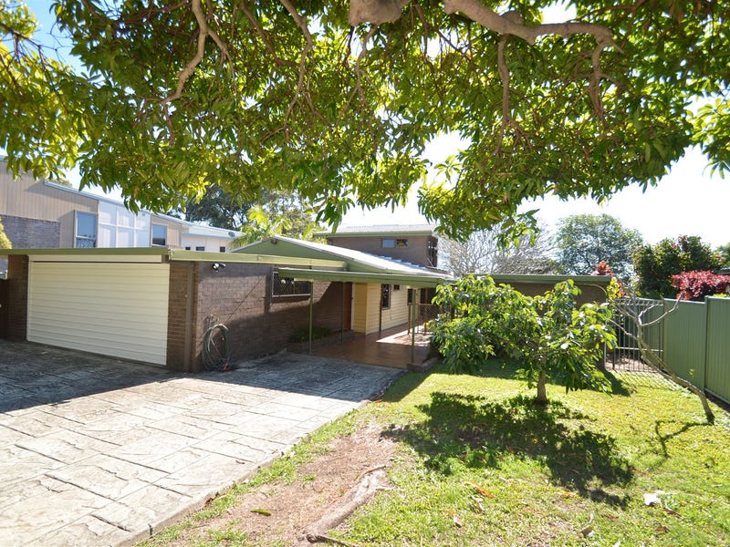 37 Gordon Street, Labrador, Qld 4215 - Property Details