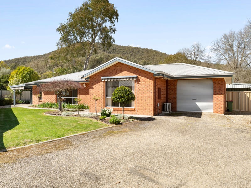 5/27 Toorak Road, Bright, Vic 3741 - Townhouse for Sale - realestate.com.au