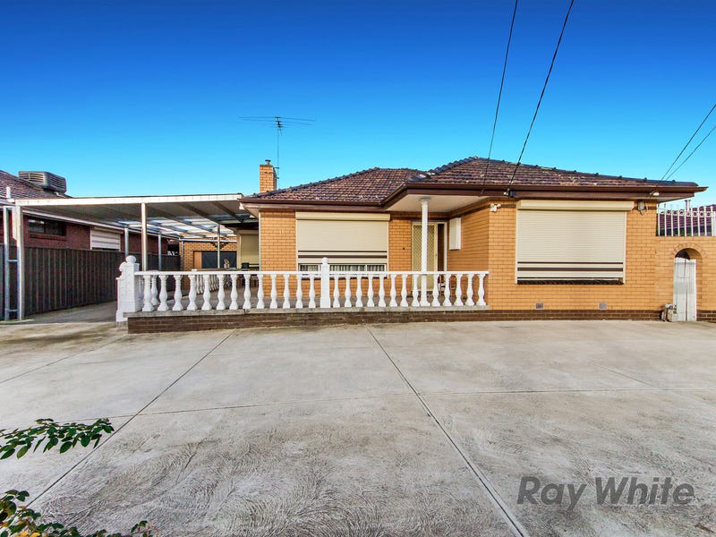 48 Novara Parade, St Albans, VIC 3021 - realestate.com.au