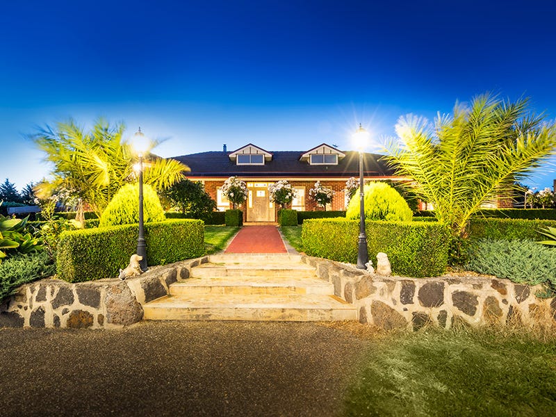 75 The Panorama, Mickleham, VIC 3064 - realestate.com.au