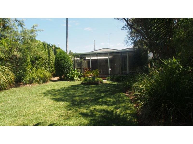 51 Gordon Street, Labrador, Qld 4215 - Property Details