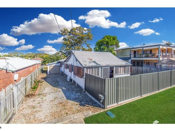 37 Shields Street, Redcliffe, QLD 4020 - realestate.com.au