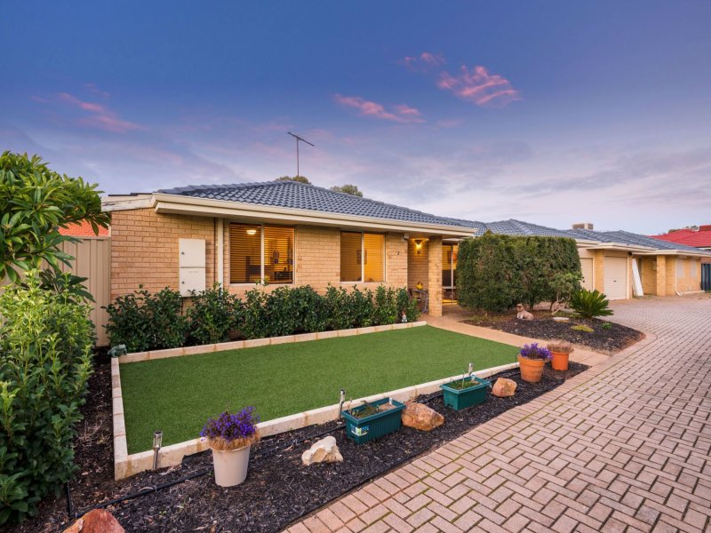 2/27 Wrotham Place, Marangaroo, WA 6064 - Property Details