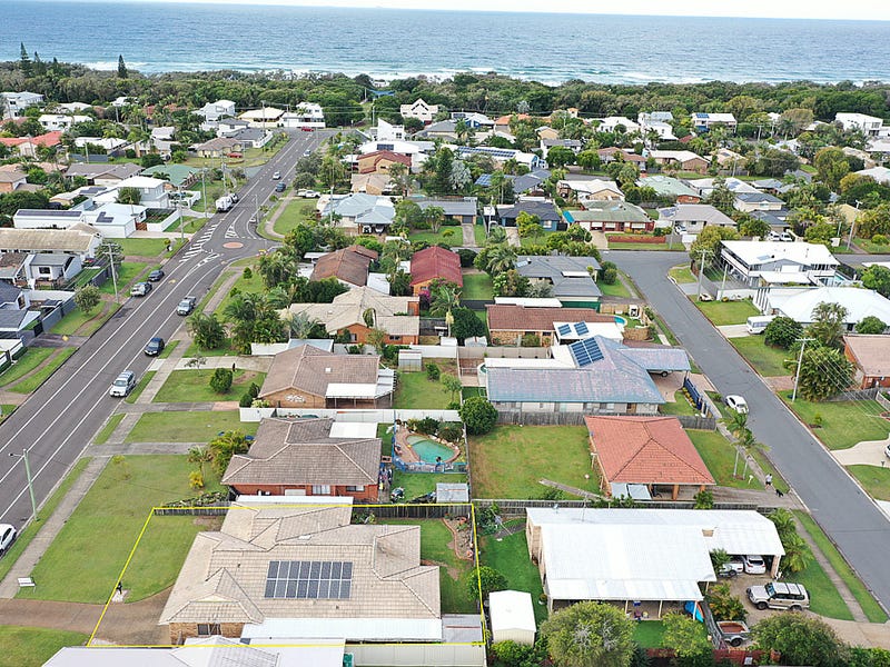 16 Wyanda Drive, Bokarina, Qld 4575 - Property Details
