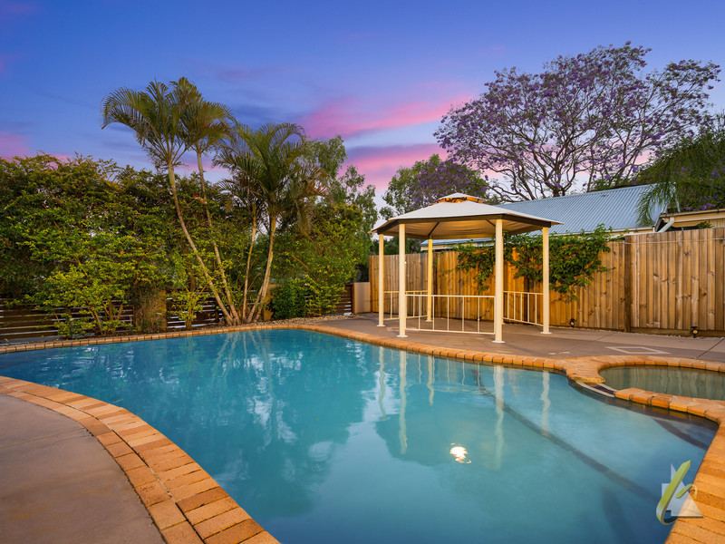 100 Strickland Terrace, Graceville, QLD 4075 - realestate.com.au