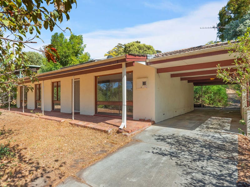 8 Valley Road, Kalamunda, WA 6076 - Property Details