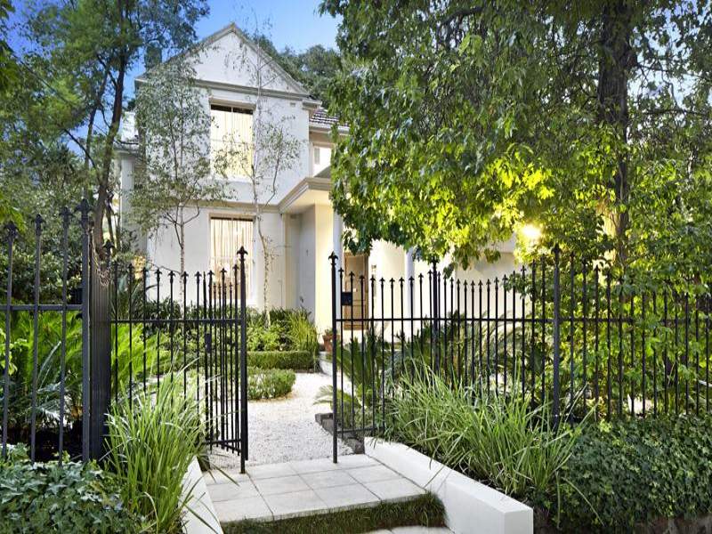 40 Clendon Road, Toorak, VIC 3142 - realestate.com.au