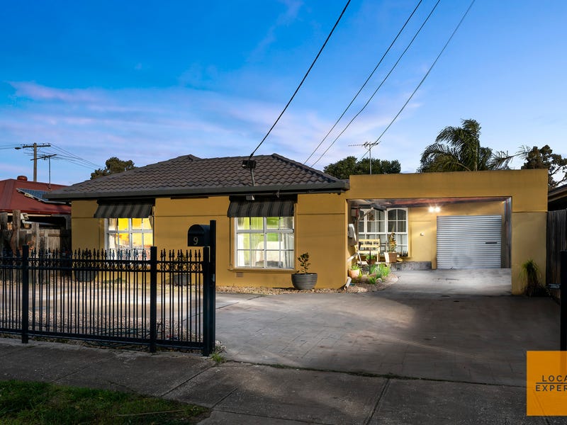 9 Second Avenue, Melton South, VIC 3338 - realestate.com.au