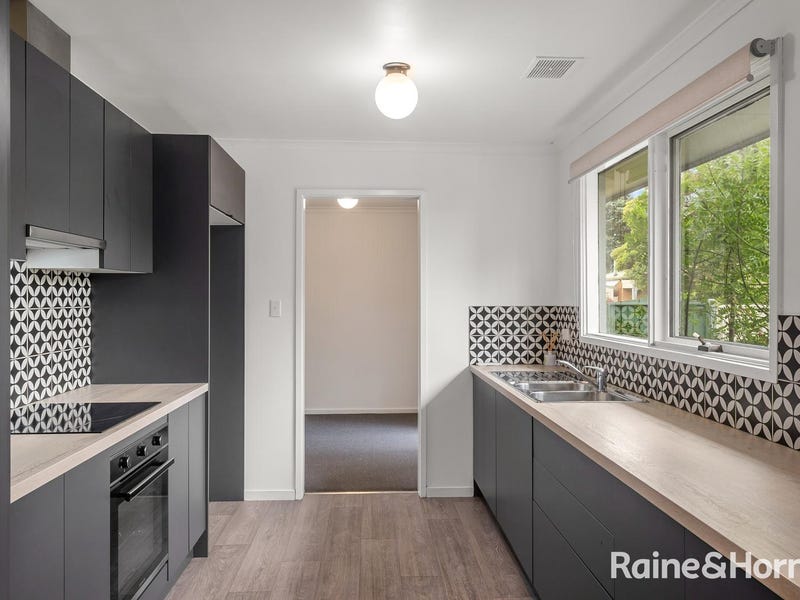 26 Stuart Drive, Woodend, Vic 3442 - Property Details