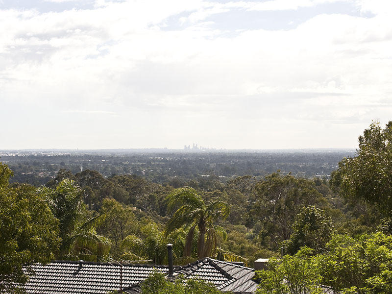 5 Rushton Terrace, Mount Nasura, WA 6112