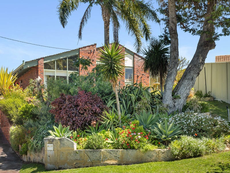 16 Kennedy Way, Padbury, WA 6025 - Property Details