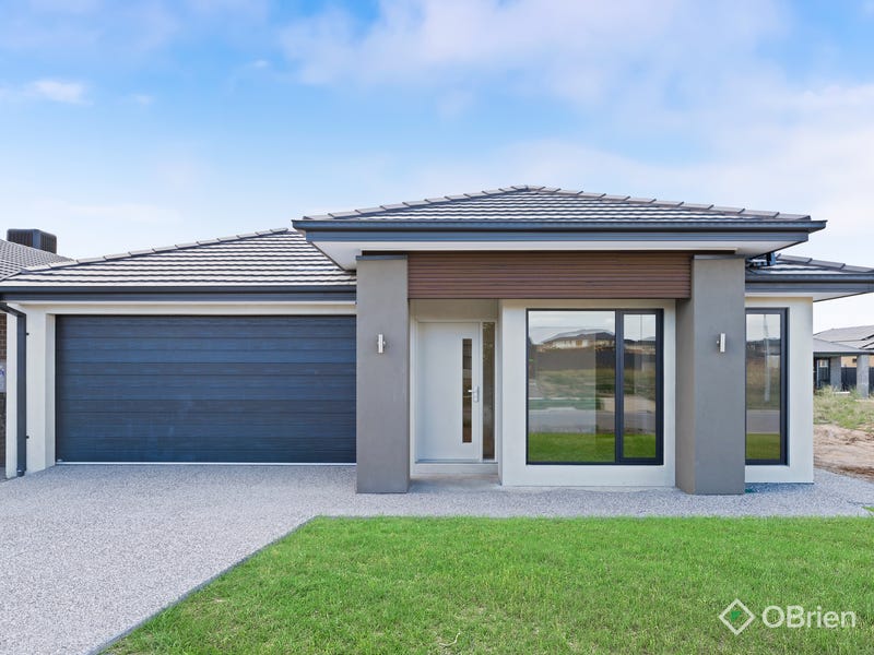 4 Traipse Court, Clyde North, VIC 3978 - realestate.com.au
