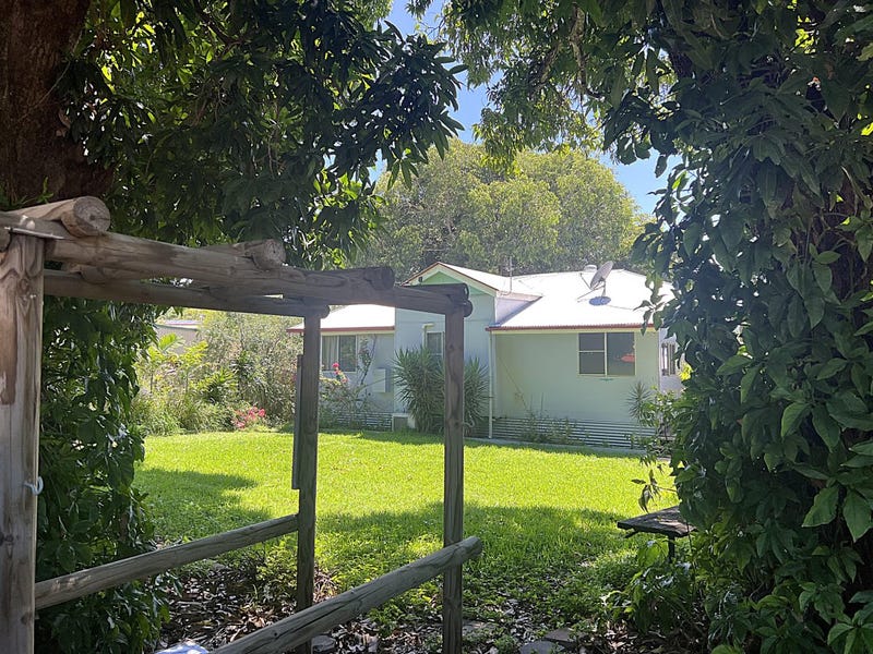 15 Mount Leyshon Road, Mosman Park, QLD 4820 - realestate.com.au