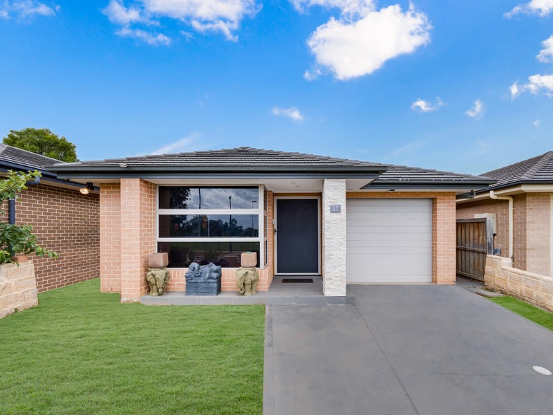 17 Grampian Avenue, Minto, NSW 2566 - Property Details