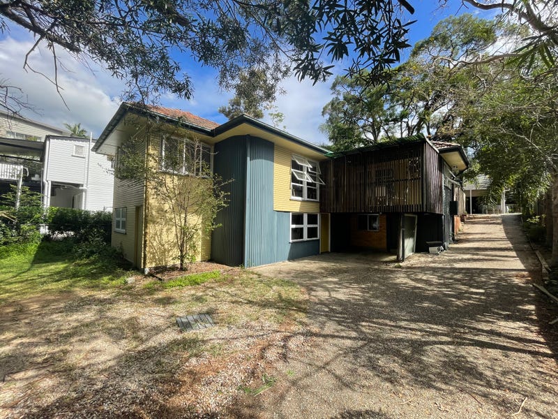 8 Princess Street, Taringa, Qld 4068 - Property Details