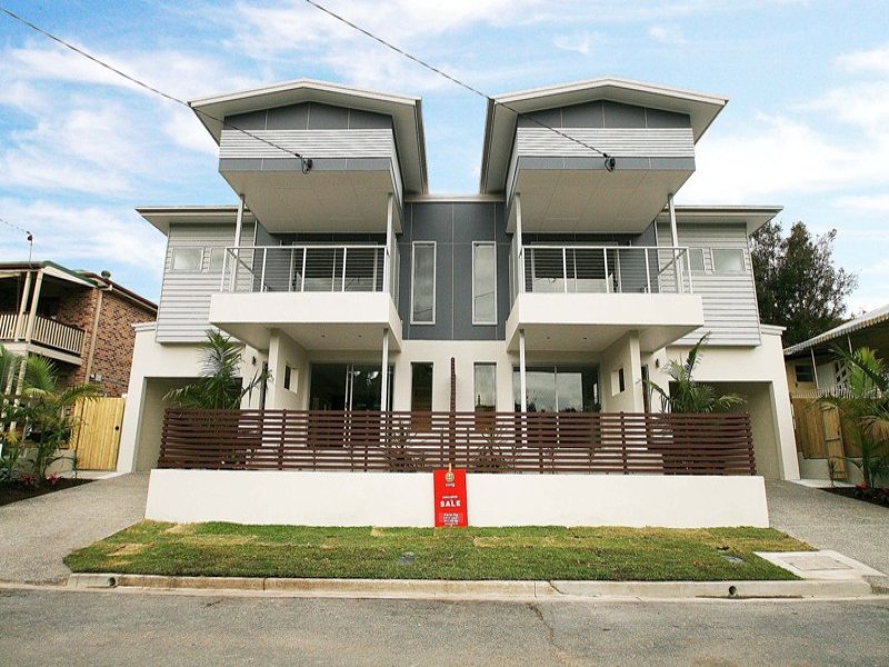 Unit 2&3,30 Broadmere, Annerley, Qld 4103 - Property Details