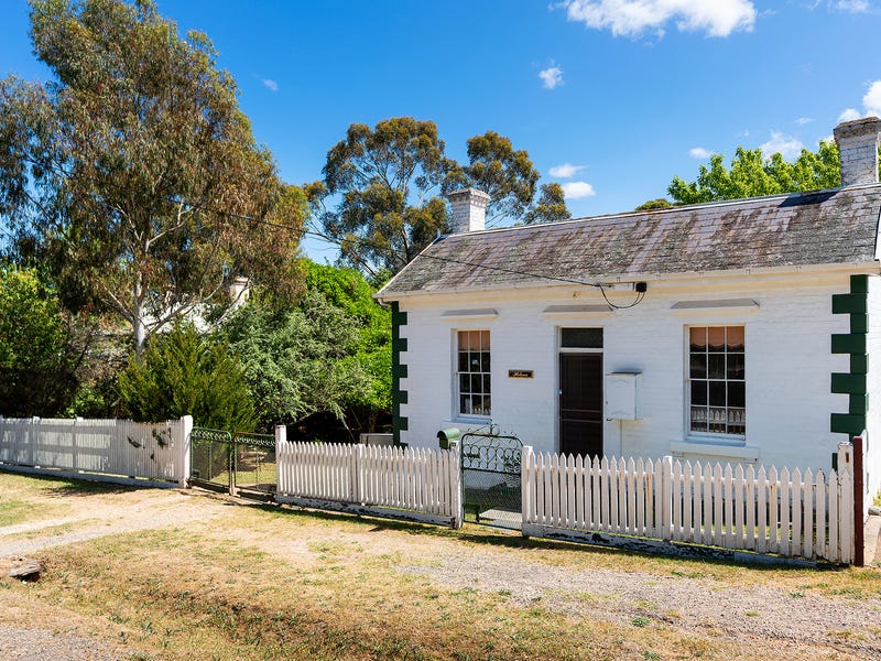 53 Hunter Street, Castlemaine, Vic 3450 - Property Details
