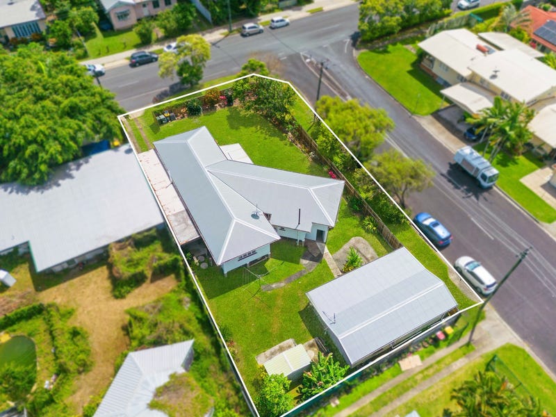 9 Murray Street, Manoora, Qld 4870 - Property Details