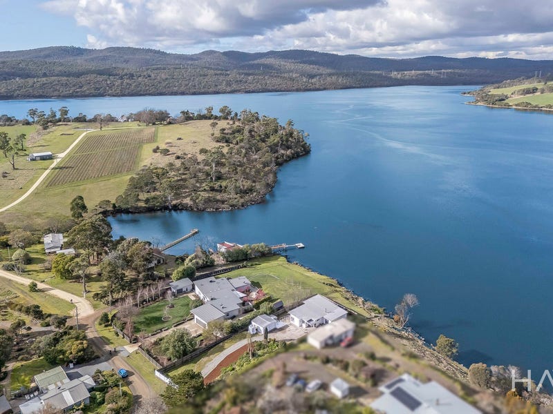 52 West Bay Road, Rowella, Tas 7270 - Property Details