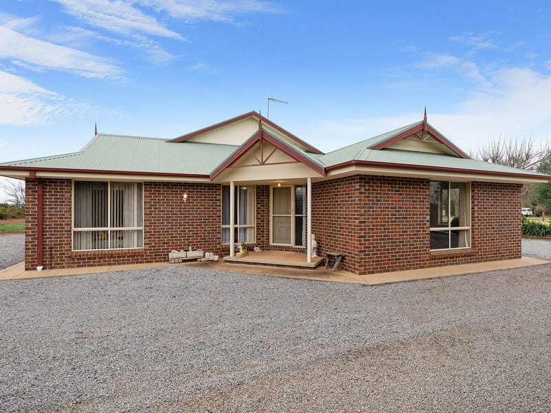 8 Dempsey Road, Leeton, NSW 2705 - Property Details