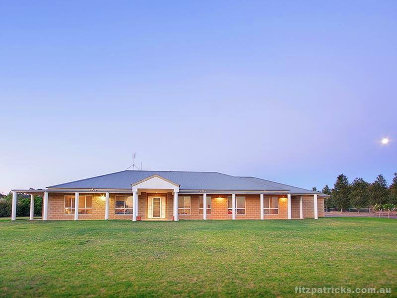 10 Burgan Drive, Springvale, NSW 2650 - Property Details