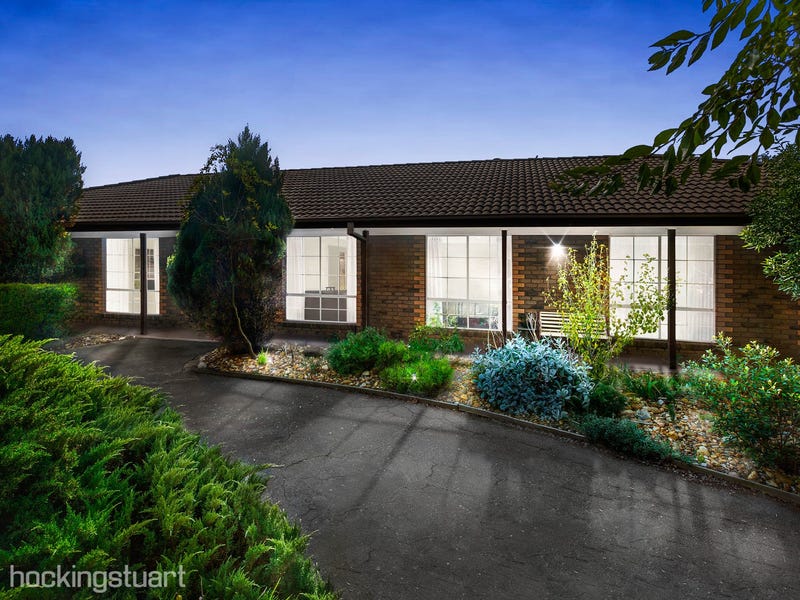 1 Flowervale Place, Brookfield, VIC 3338 - realestate.com.au