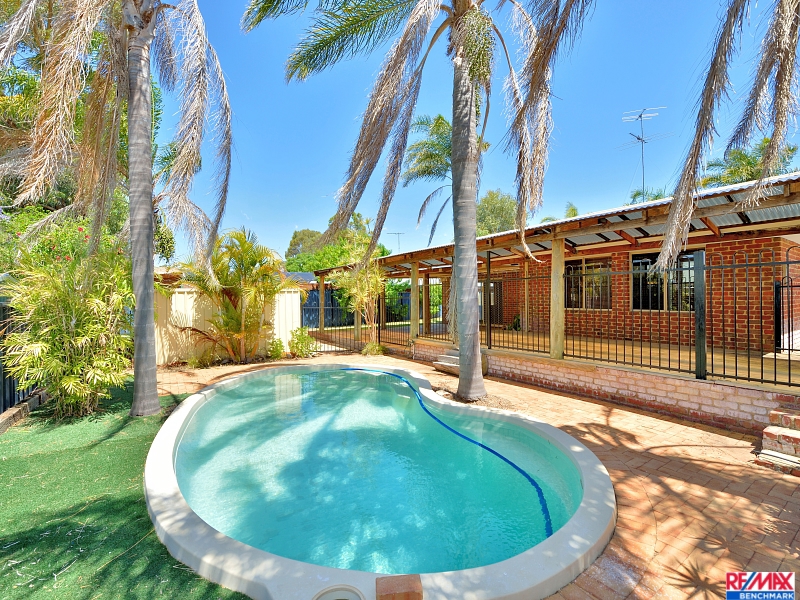 4 Scrubbird Court, Greenfields, WA 6210 - realestate.com.au