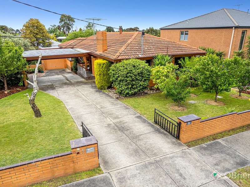 5 Cliveden Avenue, Frankston, Vic 3199 - Property Details