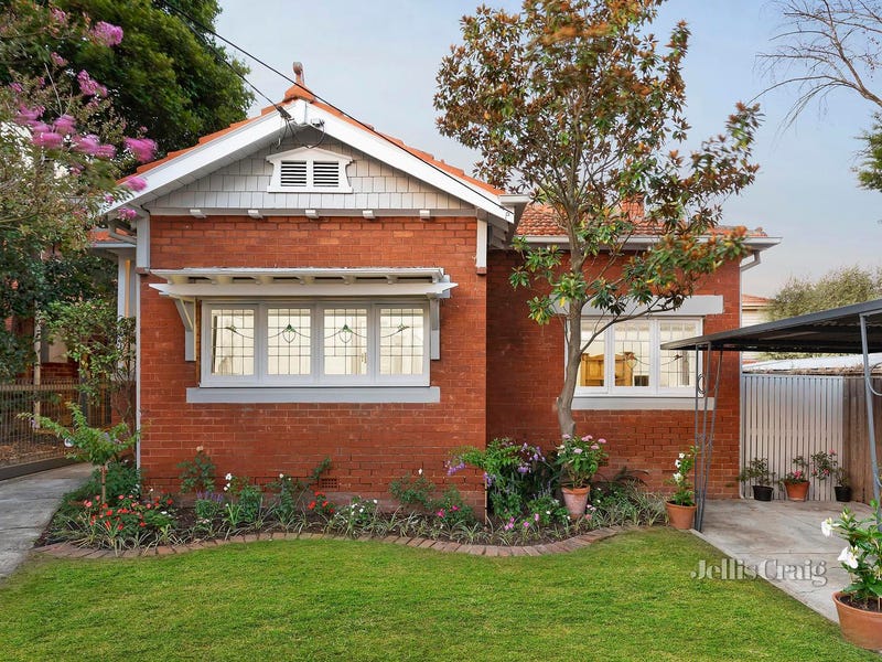 2 Brewster Street, Essendon, Vic 3040 - Property Details