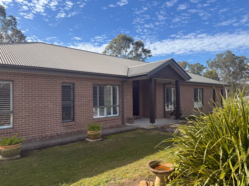 62 Navereno Court, Mundoolun, Qld 4285 - Property Details