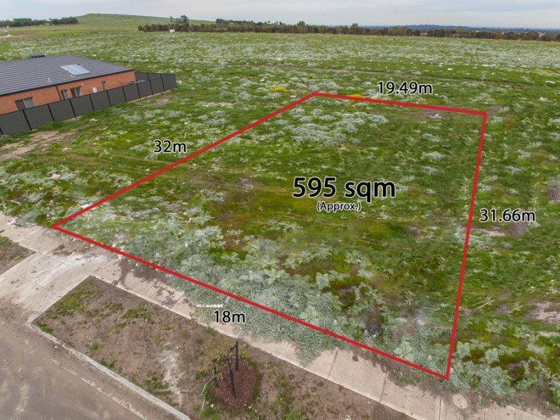 13 Fame Way, Craigieburn, VIC 3064 - realestate.com.au