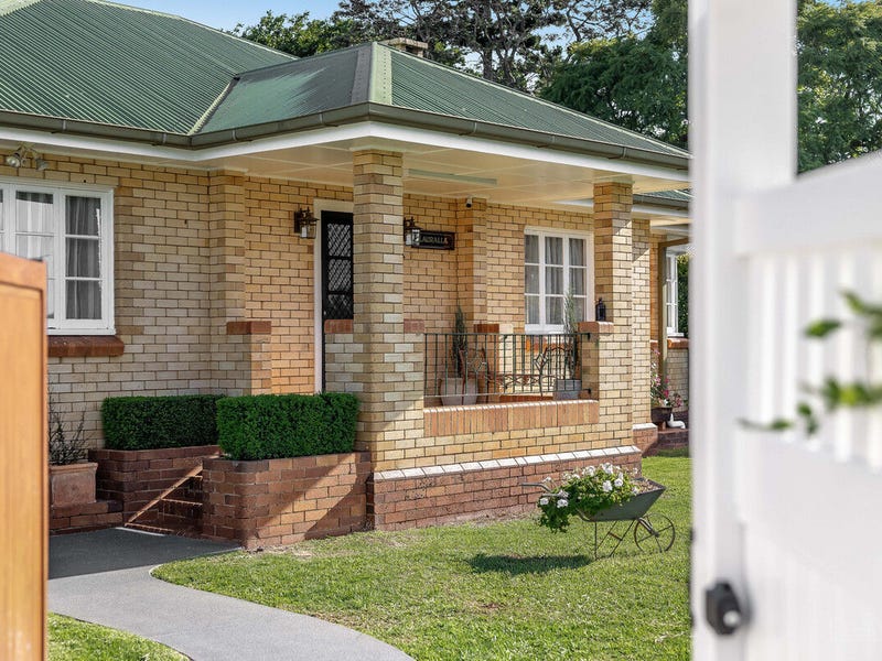 98 Stephen Street, Harristown, Qld 4350 - Property Details