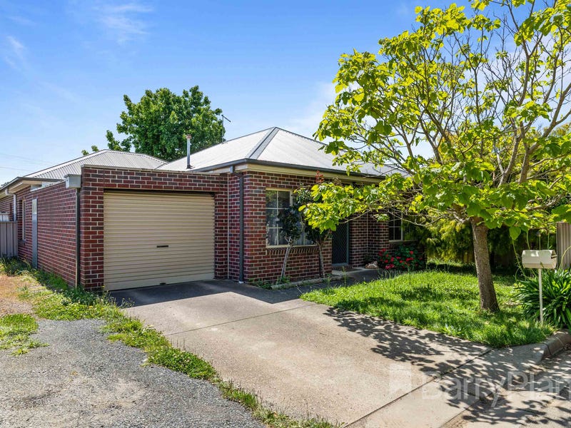 24 Rutherford Place, Alfredton, Vic 3350 - Property Details