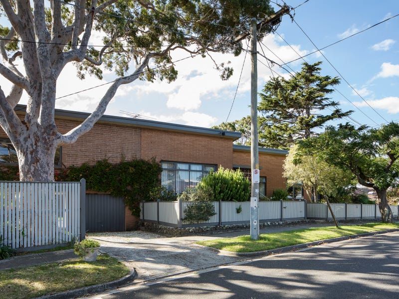 15 Beaconsfield Avenue, Frankston, Vic 3199 - Property Details