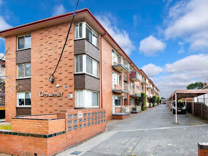 9/44 Fletcher Street, Essendon, Vic 3040 - Property Details