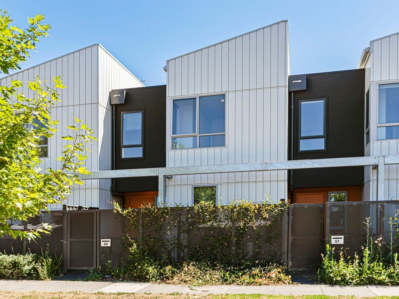 49 Murnong Street, Point Cook, VIC 3030 - realestate.com.au
