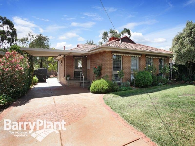 44 Heysen Drive, Sunbury, Vic 3429 - Property Details