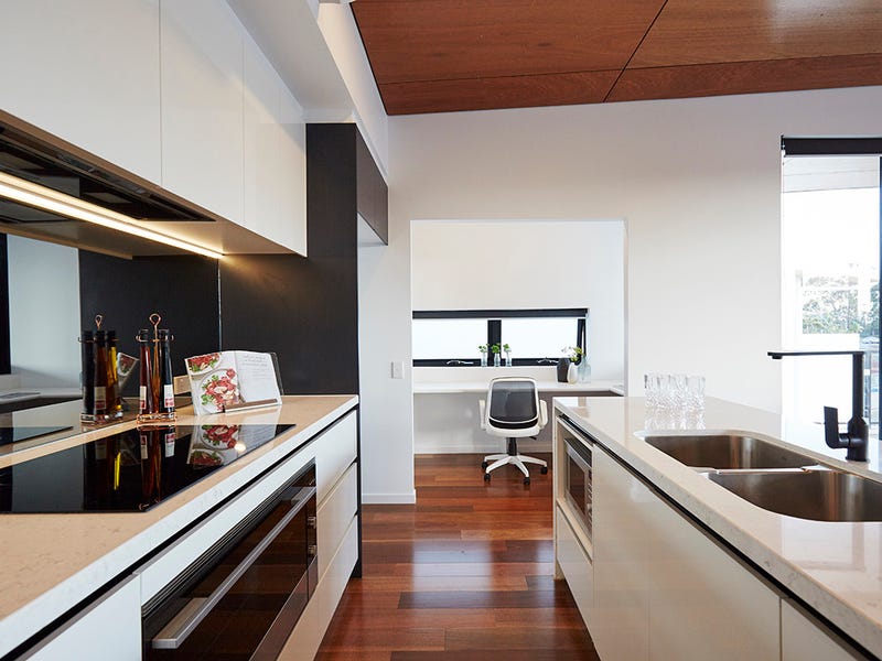 401/1 Hart Street, Ashmore, Qld 4214 - Property Details