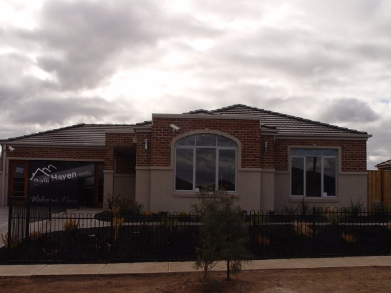 20 West Highland Drive, Burnside Heights, VIC 3023 - realestate.com.au