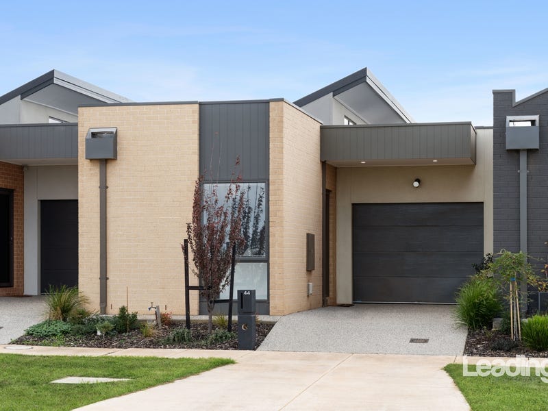 44 Alpaca Drive, Sunbury, Vic 3429 - Property Details